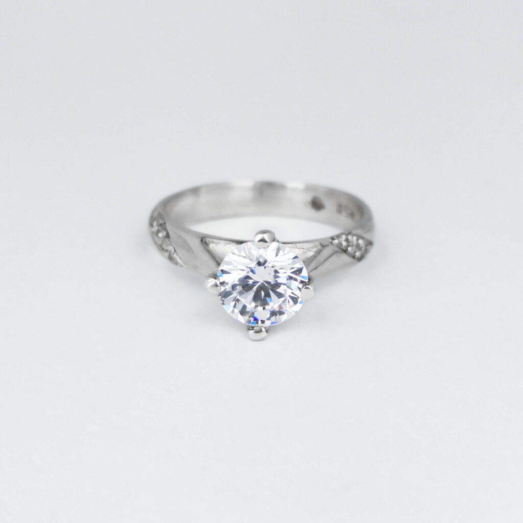 Anillo Astrid – One Joyería One Joyería