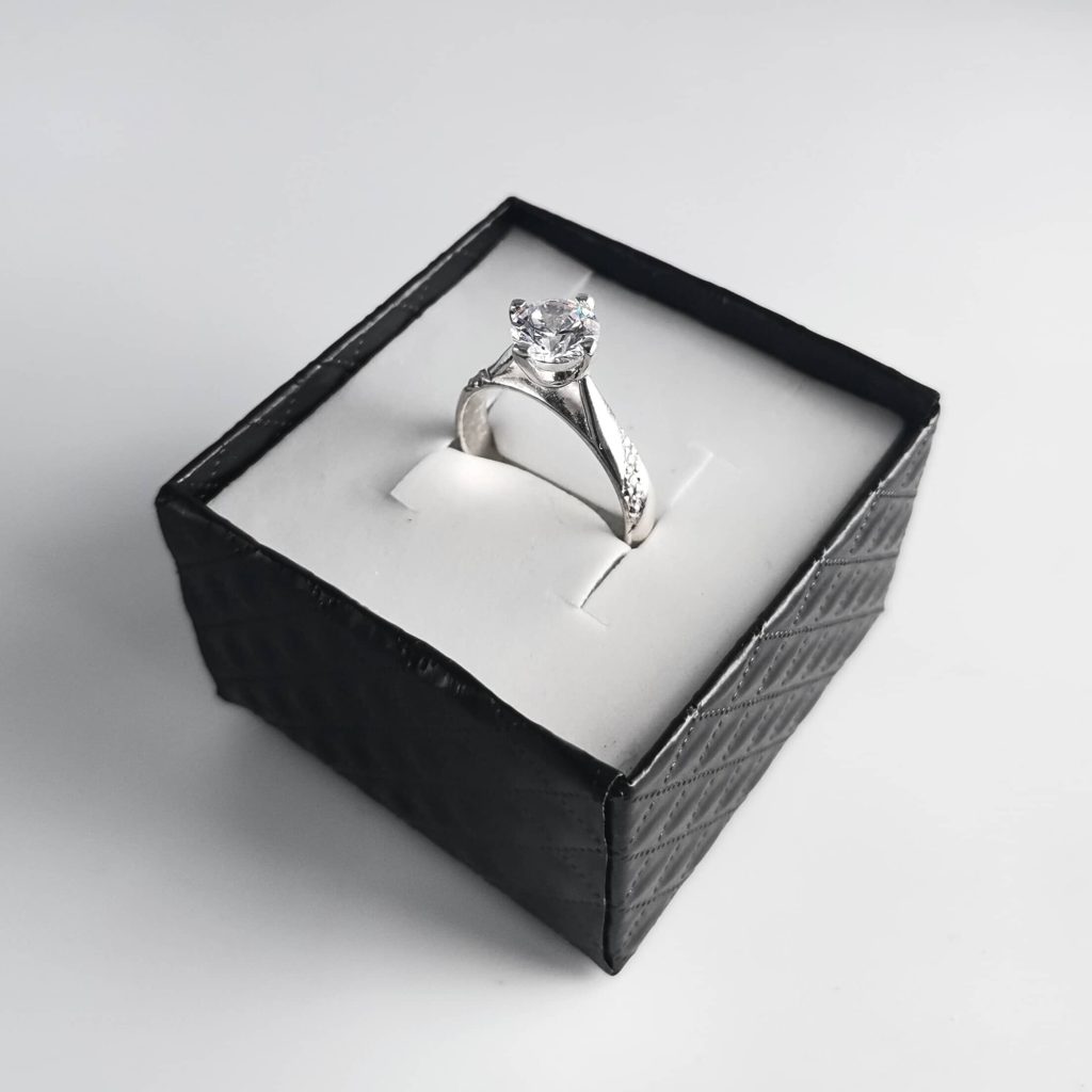 Anillo Astrid – One Joyería One Joyería